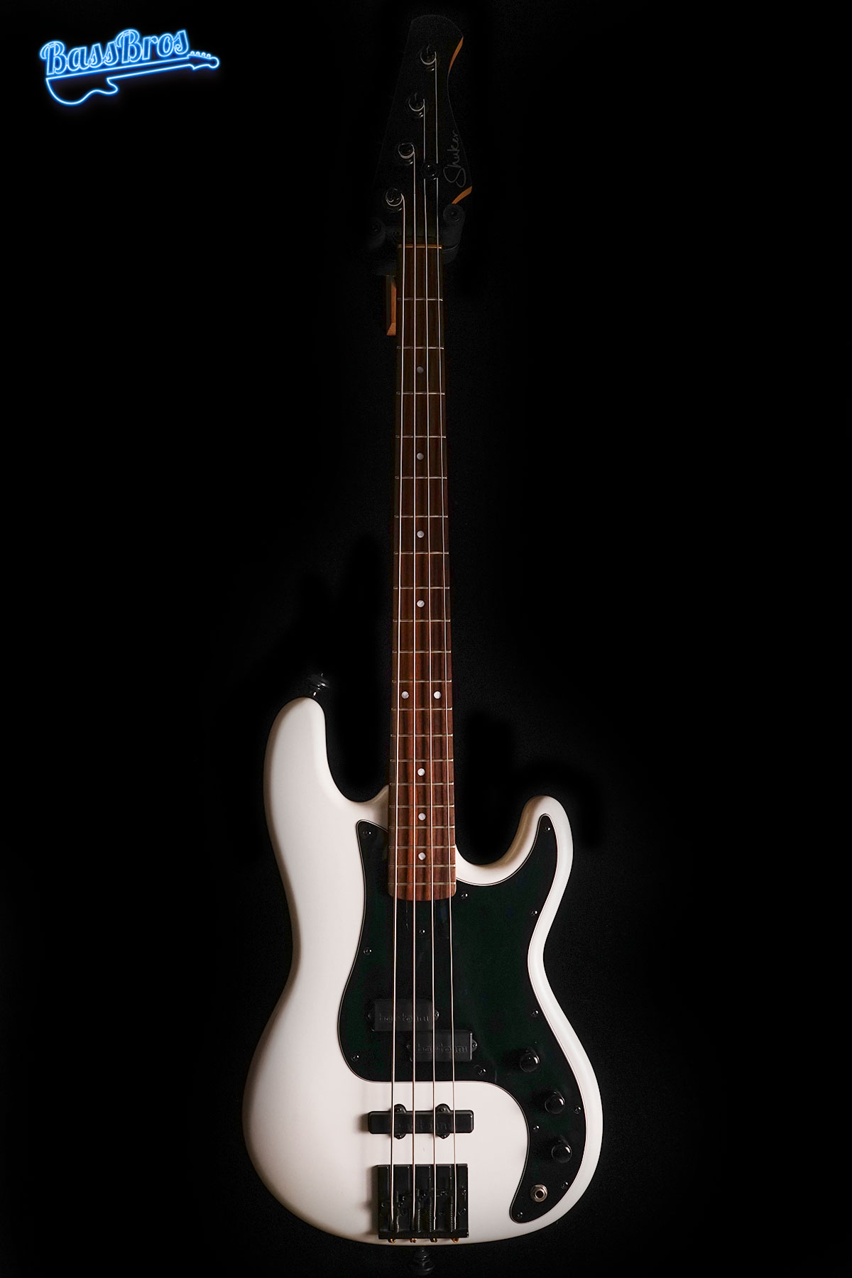 Shuker Custom PJ White - BassBros