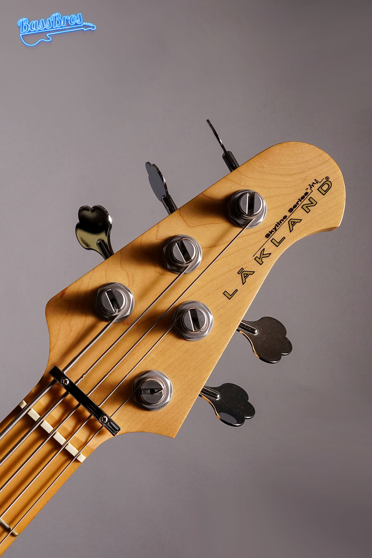 Lakland Skyline 55-02 - BassBros
